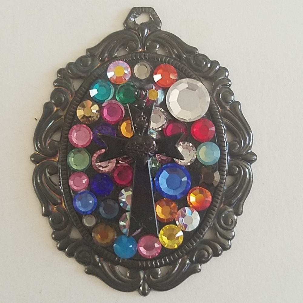 Carnival Rhinestone Scared Heart Cross Necklace - Gem